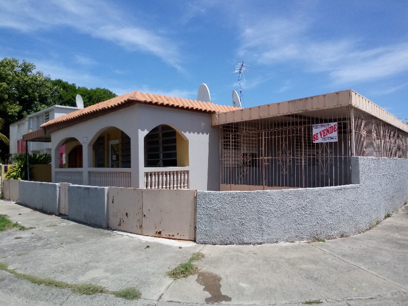 Ruby REALTY - URB LIRIOS DEL SUR E5 CA