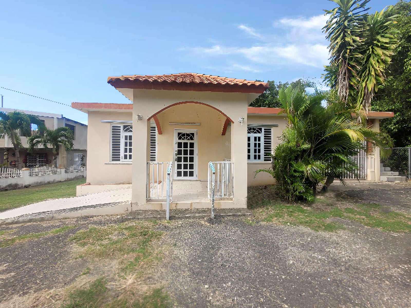 484B CRUZ VELEZ F ST LLUVERAS COMM - Ruby REALTY